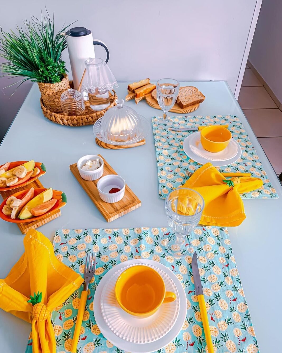 Mesa de café da manhã simples e fácil: como fazer, dicas e ideias